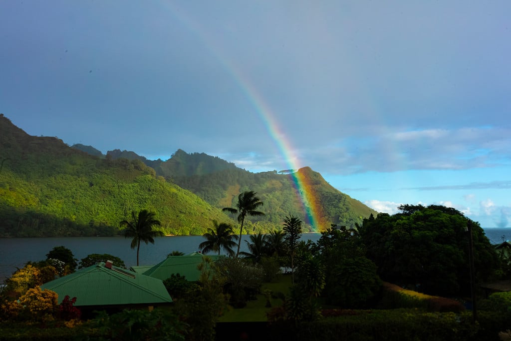 Best Time to Visit Moorea: Climate & Activities