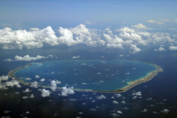 Tikehau: Travel Guide - The Pink Sand Island